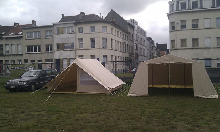 patrol_deluxe_mess_iii_size_comparison - Breathe Bell Tents